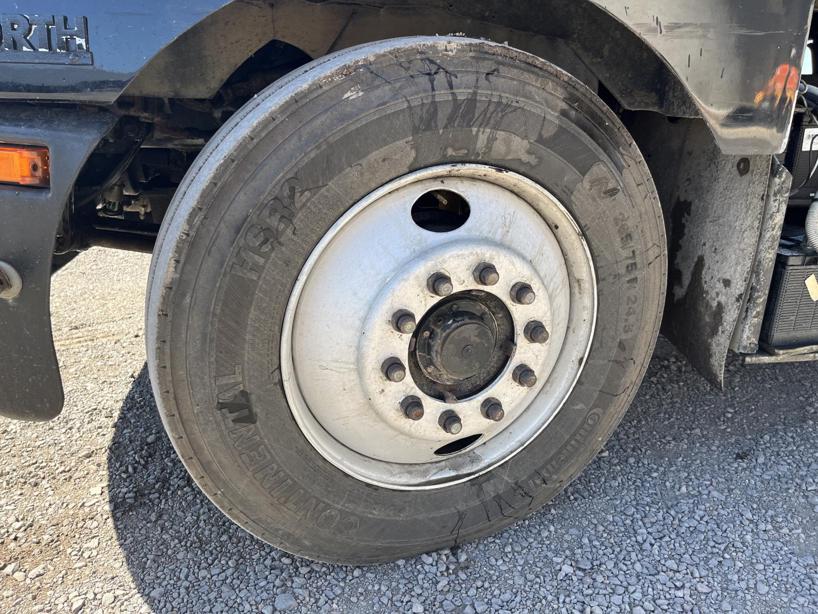 TRACTOCAMION KENWORTH T600 - Venta de Maquinaria Wiebe